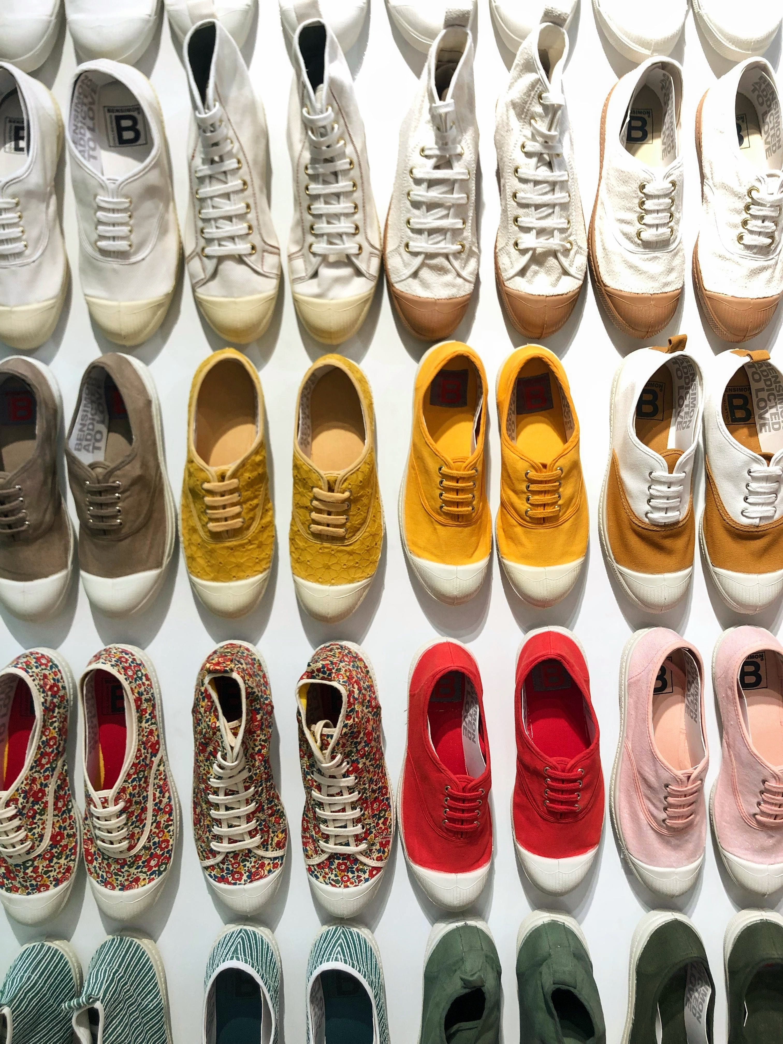 What to Wear on College Tours: The best travel shoe options